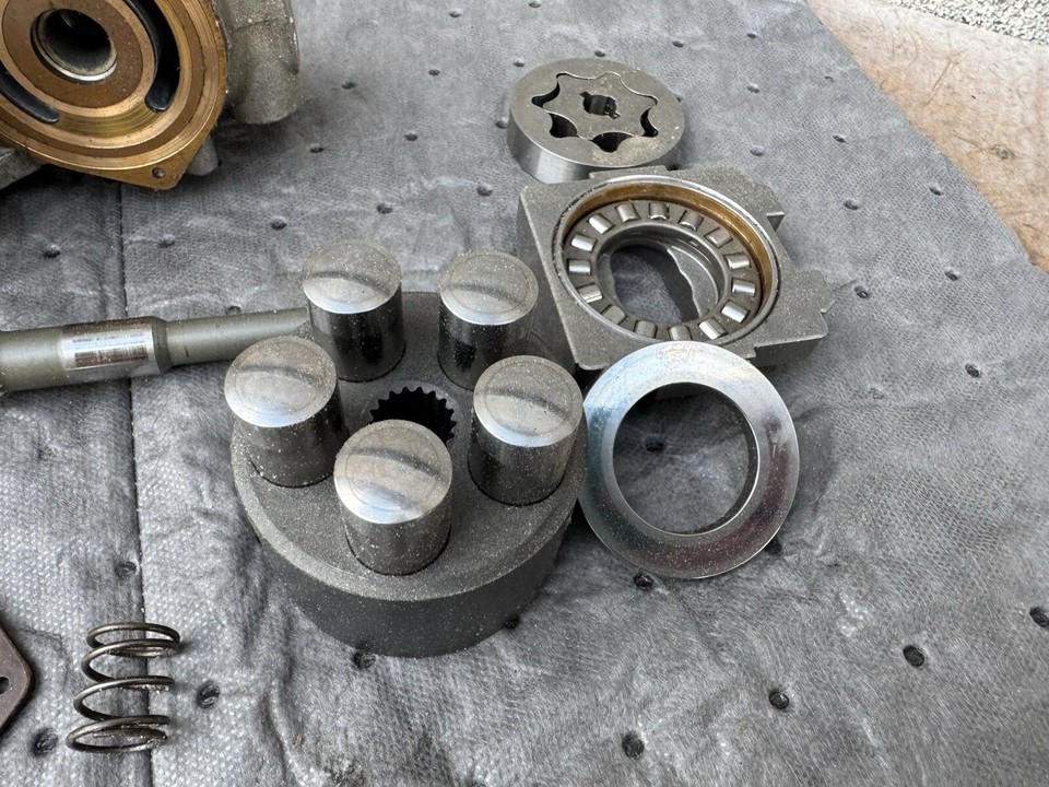 TORO/TUFF TORQ Transmission Parts Lot 787q0624270 120-8396 | eBay