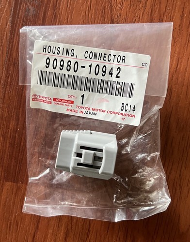 New Genuine Toyota Lexus Housing Connector OEM 90980-10942 | eBay