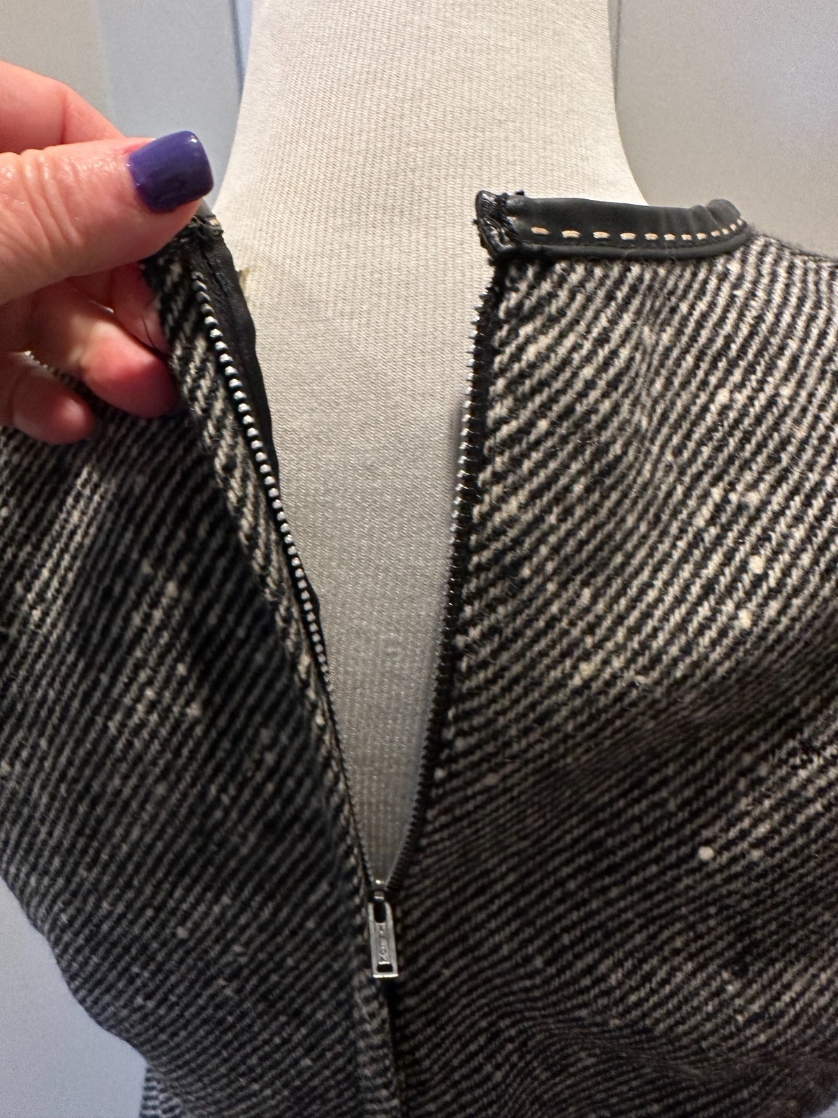 Mary Blair for Beverly Paige Gray Tweed Sleeveless To… - Gem