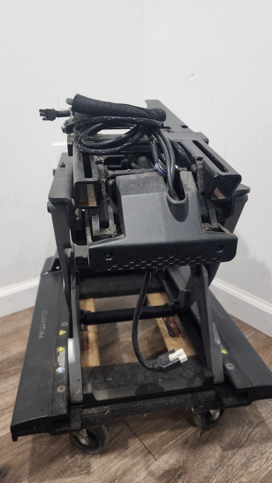 Quantum "iLEVEL" Seat Lift & Tilt Base Edge Power Wheelchair REAC GEN 1 ...