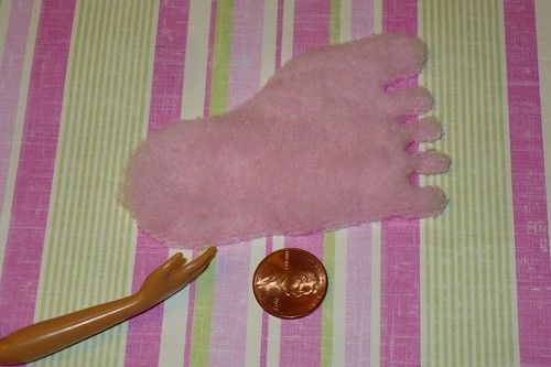 Barbie Doll Dream House Accessory ~ BEDROOM ~ BATHROOM PINK FOOT SHAPED ...