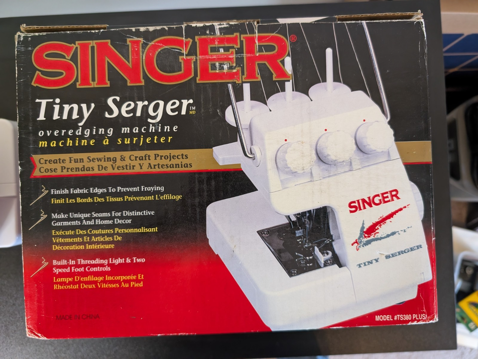 Singer Tiny Serger TS-380 Plus Overedge Sewing Machine | eBay