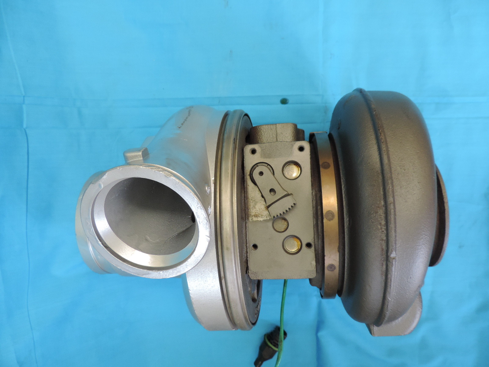 Volvo Truck Cummins HE500VG HE551VE 4047221 Genuine Holset Turbo ...