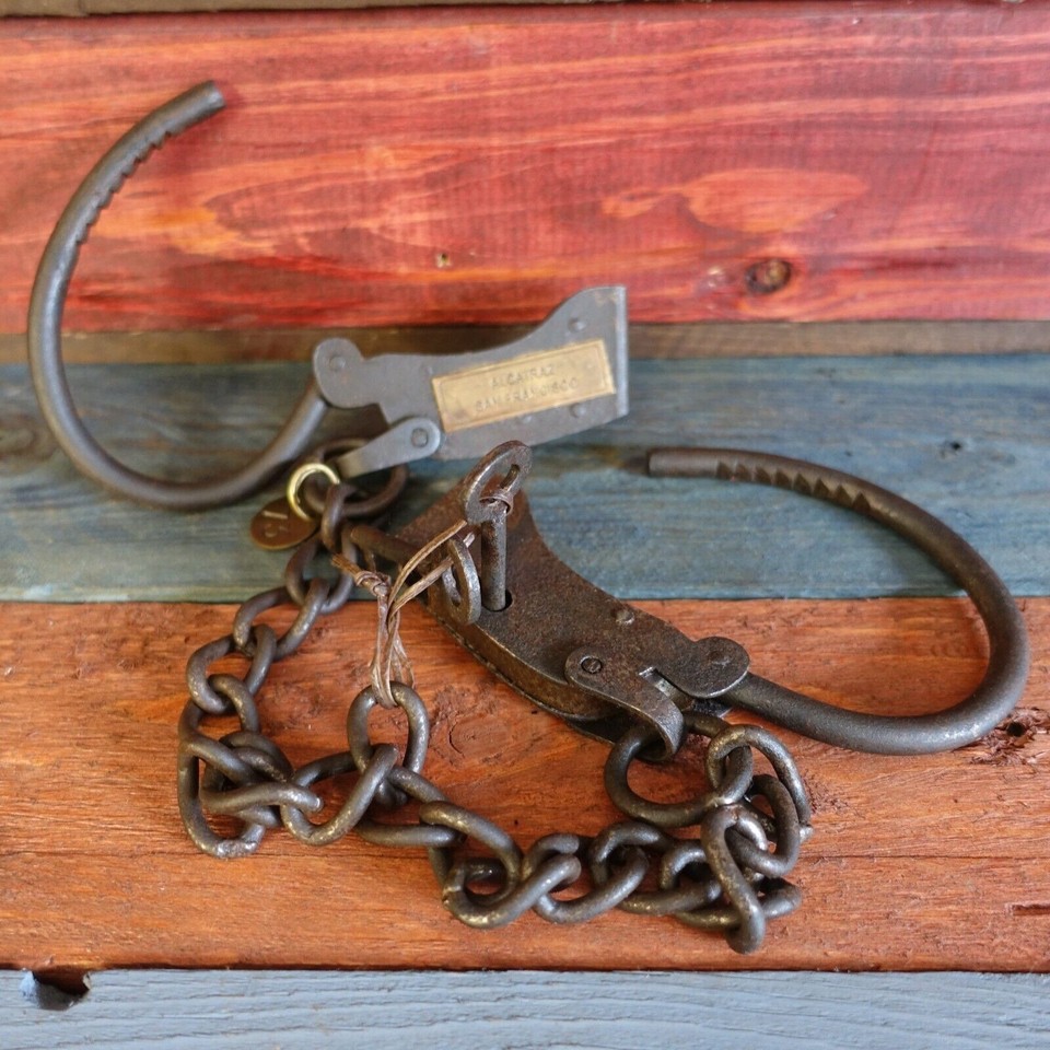 Alcatraz Logo Prison Handcuffs Adjustable Iron Cuffs with Chain Antique ...