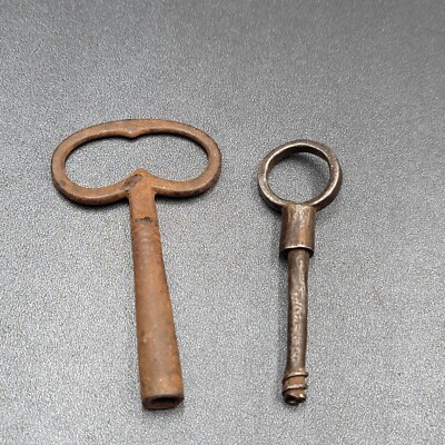Lot of 2 Antique Cast Iron Clock Key and Unusual Threaded Key | eBay