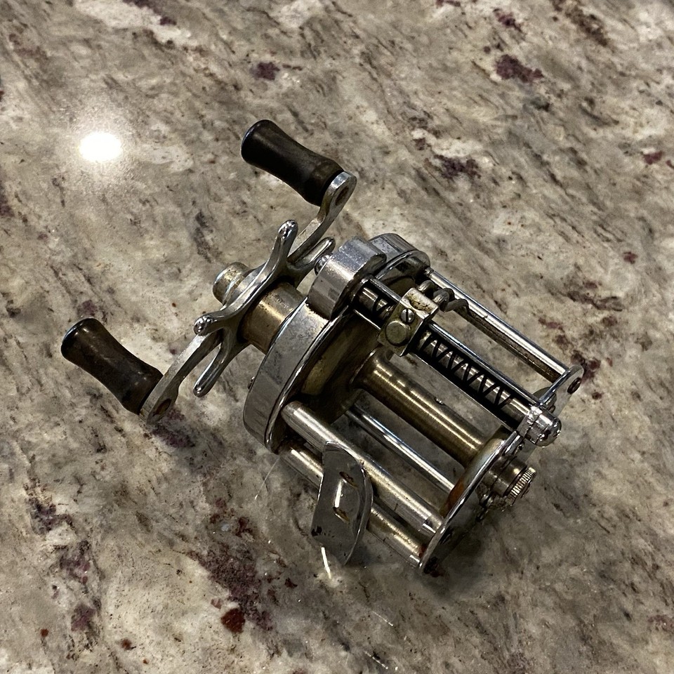 Pflueger Rocket No. 1355 Bait Casting Reel Vintage USA Made Fishing ...