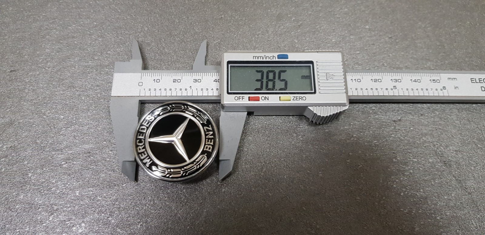 Genuine Mercedes W205 W213 W222 Front grill Badge emblem logo BLACK ...