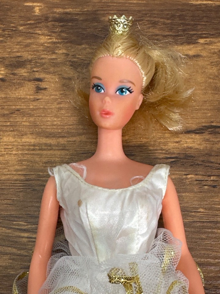 Vintage 1970s Mattel Ballerina BARBIE Doll Bendable Taiwan w/ Crown And ...