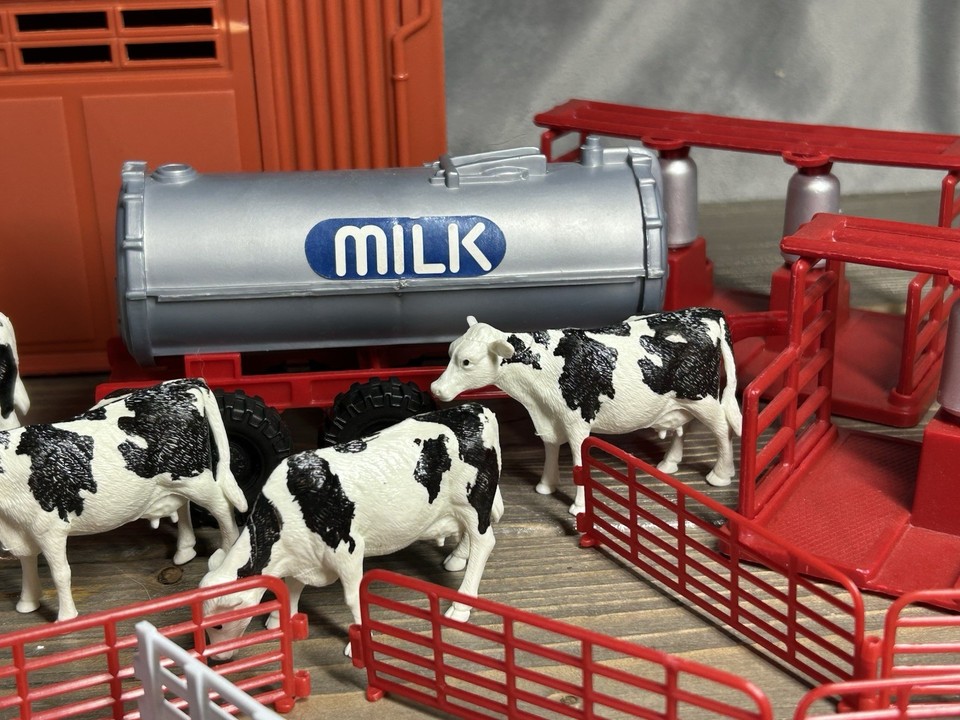 Lot Of New-Ray Barn Animals Vehicles Fencing Trailers Accessories Cows ...