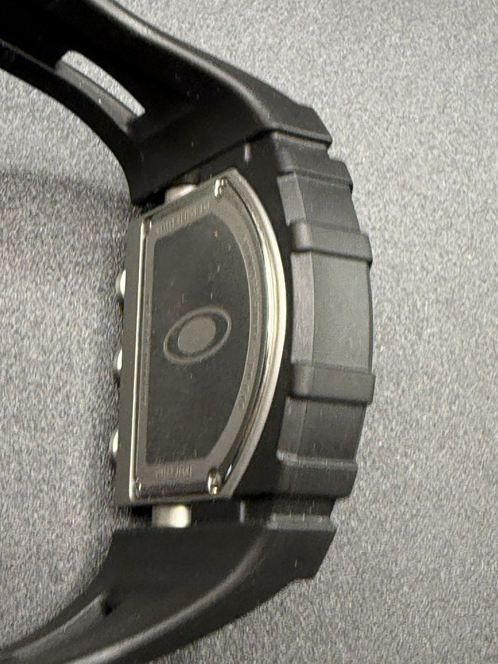 Oakley Fuse Box Stainless Steel White Dial Watch | eBay