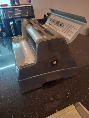 Xyron Pro 1255 A3 Cold Laminator and Studio Adhesive Applicator Machine ...
