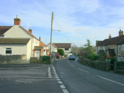 Photo 6x4 2009 : Station Road, Clutton Clutton/ST6259 The station and ...