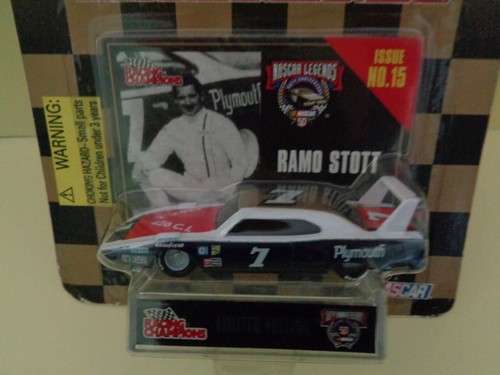 #7 Ramo Stott 1970 Plymouth Road Runner Superbird 64th Nascar Diecast ...
