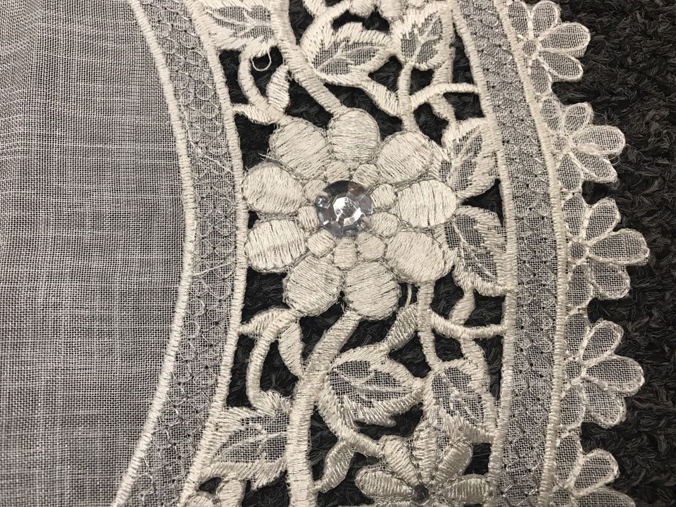 2 Pieces 17" Embroidery Organza Lace Cutwork Doily Doilies White Silver ...