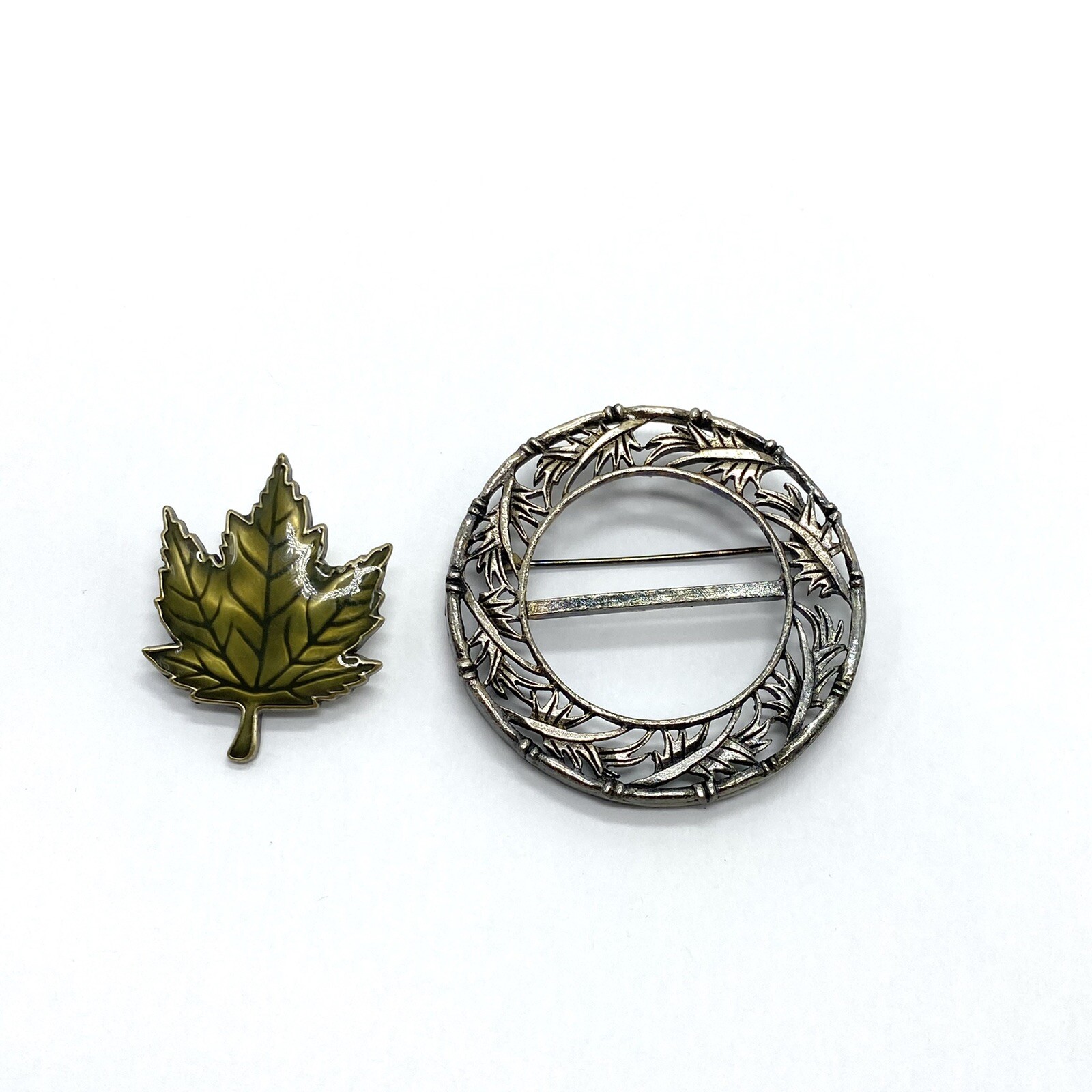 Autumn Fall leaves Lot of 2 brooches green enamel leaf wreath gold ...