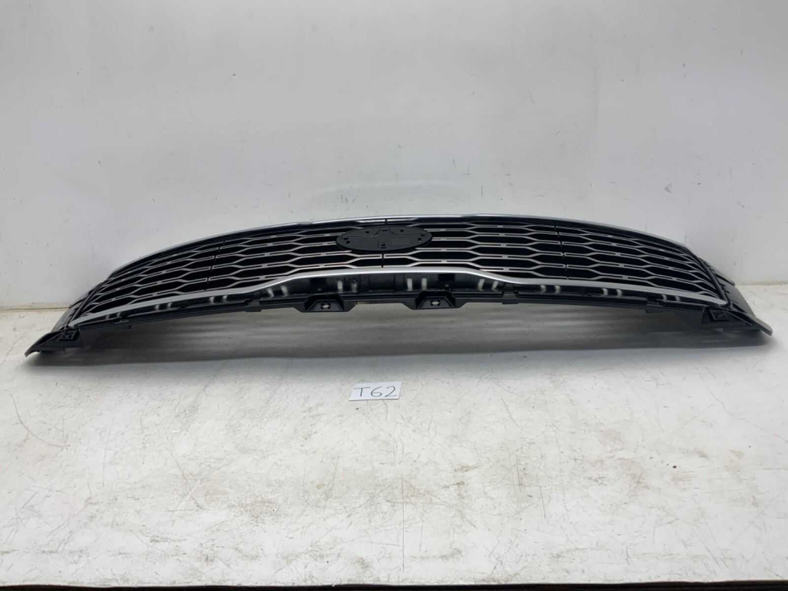 2019 2020 2021 KIA TELLURIDE FRONT UPPER GRILLE/GRILL W/O EMBLEM OEM 19 ...