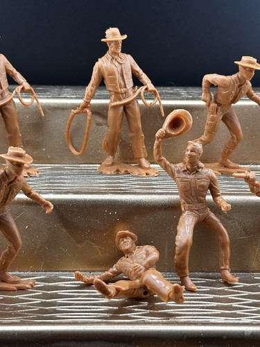15 Marx Cowboys Farmers Tan Brown Color Vtg Cook Horse Riders Bank ...
