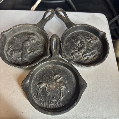 Vtg. 3 Cast Iron Children’s Frying Pans Amish Man & Woman - Flamingos ...