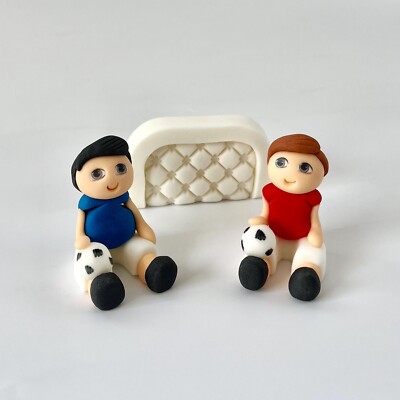 Two football players cake toppers EDIBLE fondant Icing decoration ...