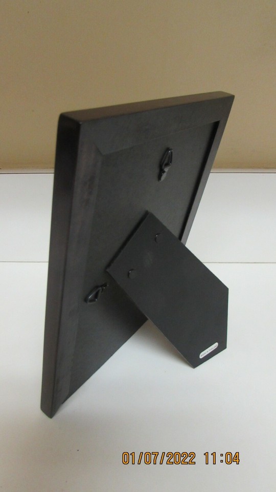 BURNES State Street Wood Picture Frame for a 5” by 7” Photo New Skew ...