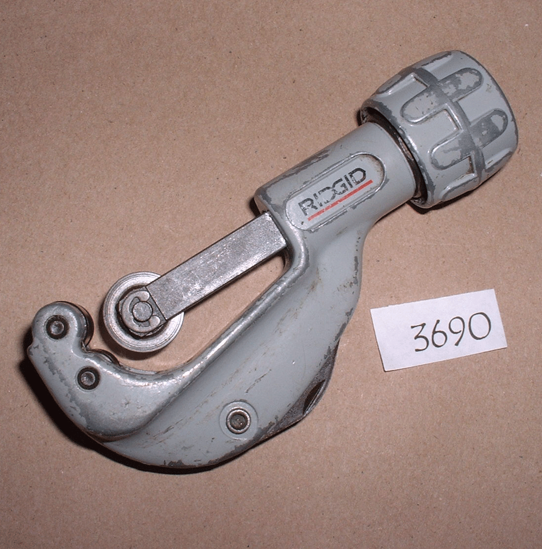 RIDGID No. 150 Constant Swing Tubing Cutter 1/8 to 1-1/8 in Capacity ...