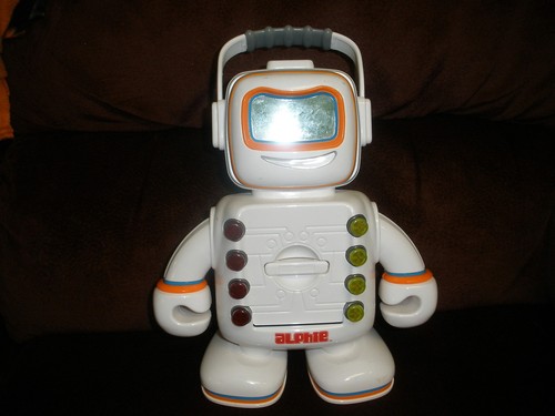2009 Playskool ALPHIE Learning Talking Educational Robot NO CARDS VGC ...