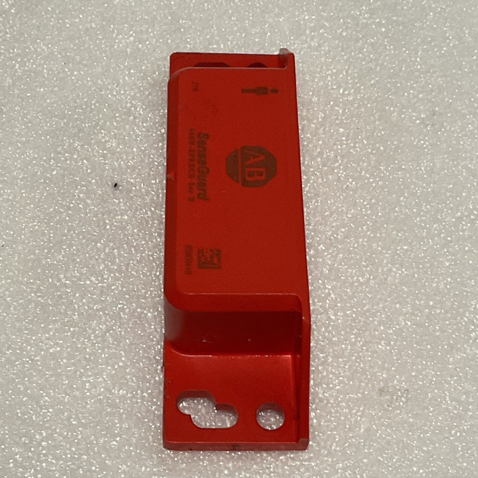Allen Bradley 440N-ZPRECB SensaGuard Actuator Ser. B | eBay