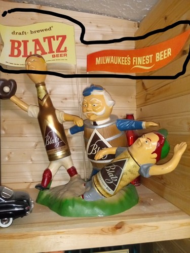 BLATZ BEER Baseball Players "SAFE AT HOME" reproduction Pennants with ...