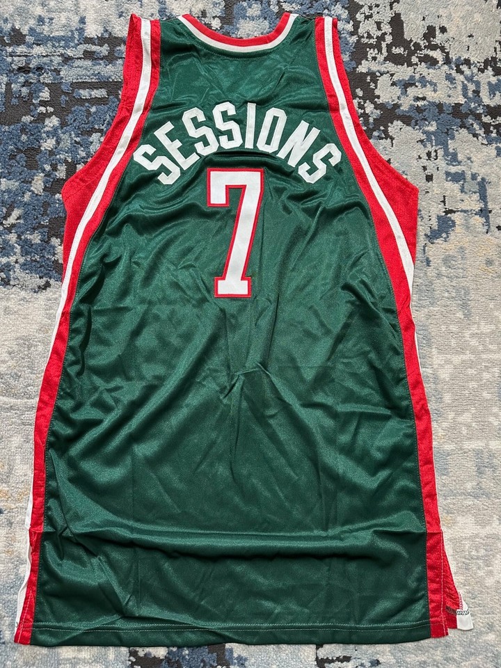Ramon Sessions game issue/worn 08-09 Milwaukee Bucks green jersey, 46+2 ...
