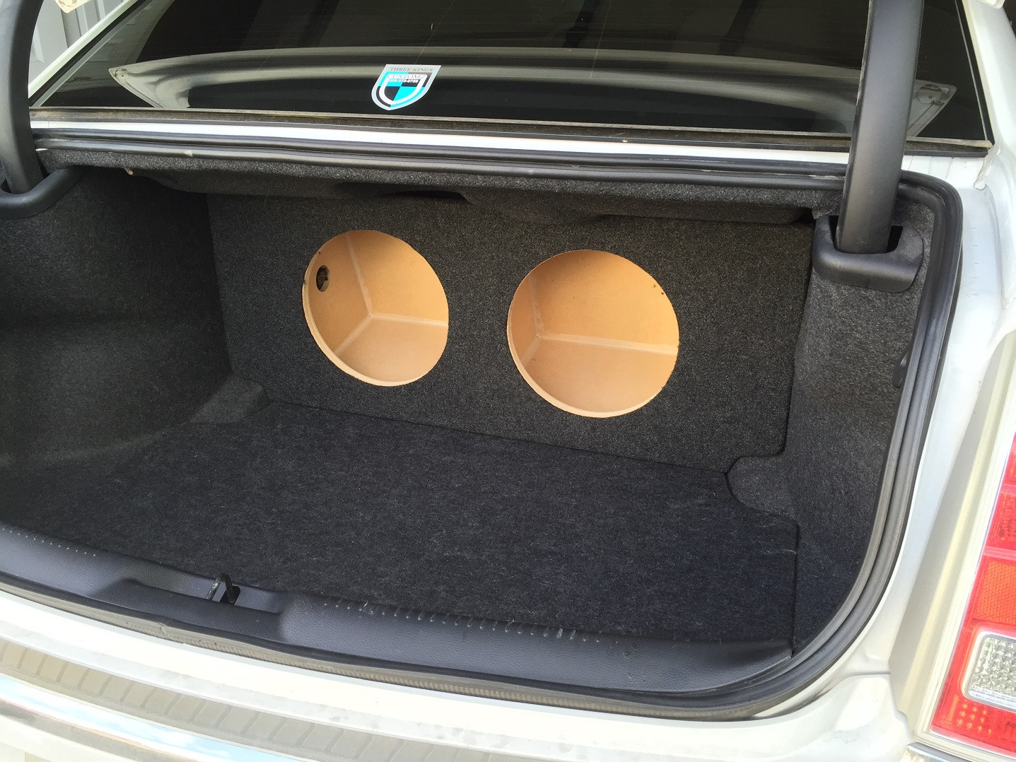 2011+ Chrysler 300 / 300C Custom Sub Box Subwoofer Speaker Enclosure | eBay