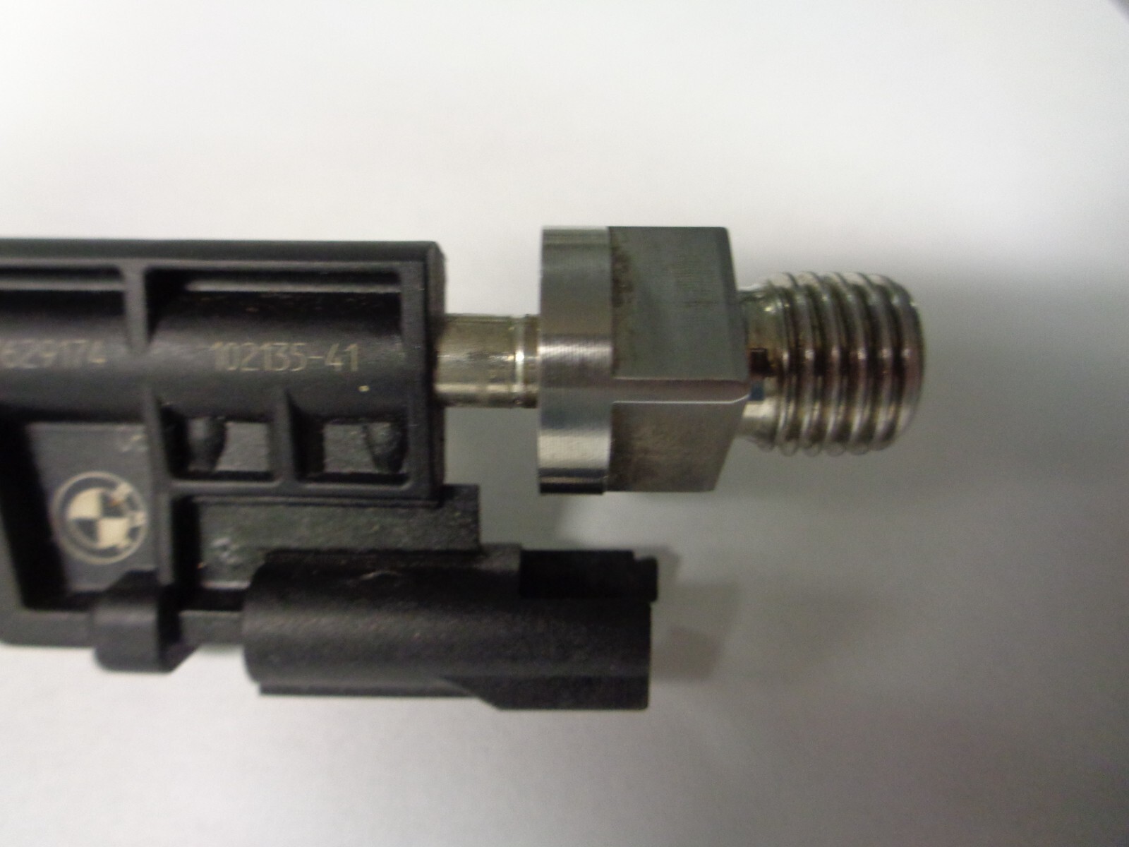 NEW- Genuine OEM Fuel Injector for BMW 13647629174 328i XDrive | eBay