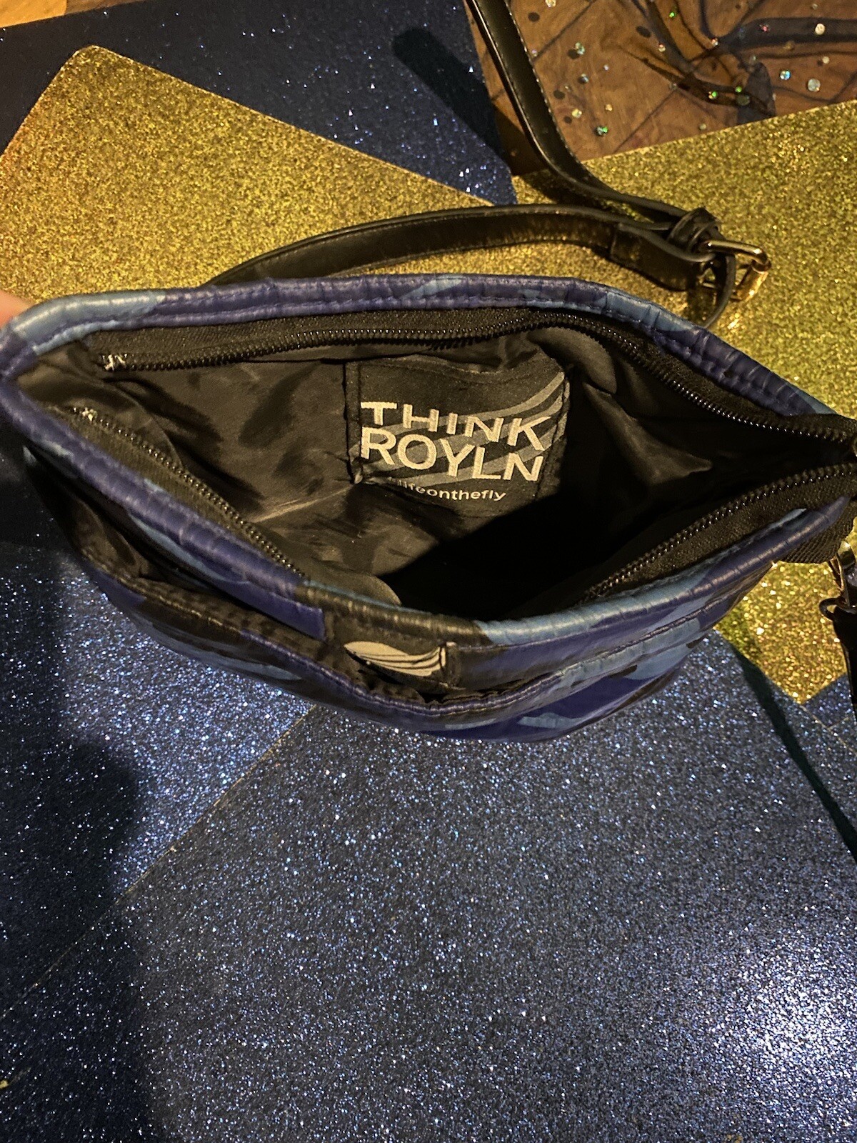 THINK ROLYN BLUE BLACK ARMY PRNT NYLON TRAVEL CROSSBODY Bag UNIQUE 1 ...