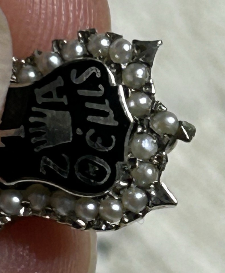 Vintage ZETA TAU ALPHA Pin Badge 10K White Gold Seed Pearls Greek ...