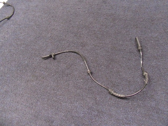 BMW 34526784902 F10 F06 DXC PULSE GENERATOR REAR SPEED SENSOR OEM 535I ...