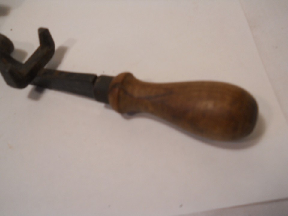 Vintage Shotgun Shell Reloader Tool | eBay