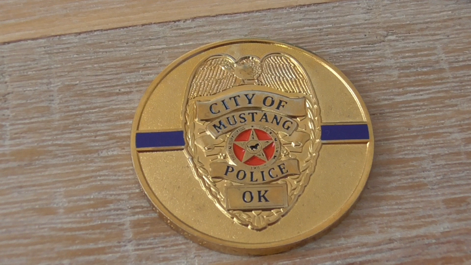Mustang Police Department OK Challenge Coin #C618 | eBay