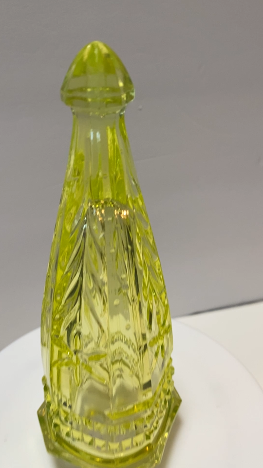 Rare 1910's/20's Yellow Uranium Glass Car/Hearse Flower Vase | eBay