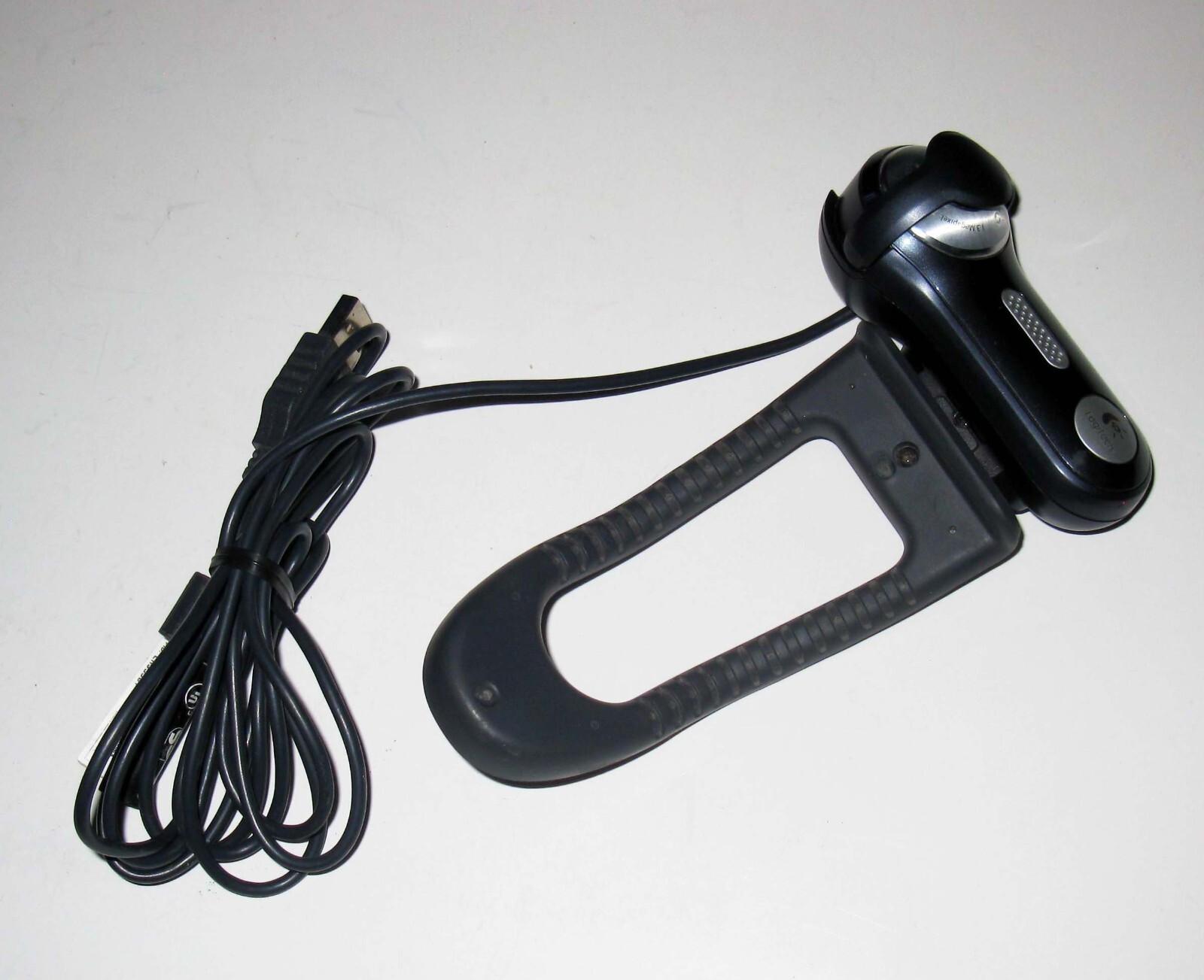 Logitech Quickcam Fusion USB Webcam V-UAR33 with Stand and Lens Cover ...