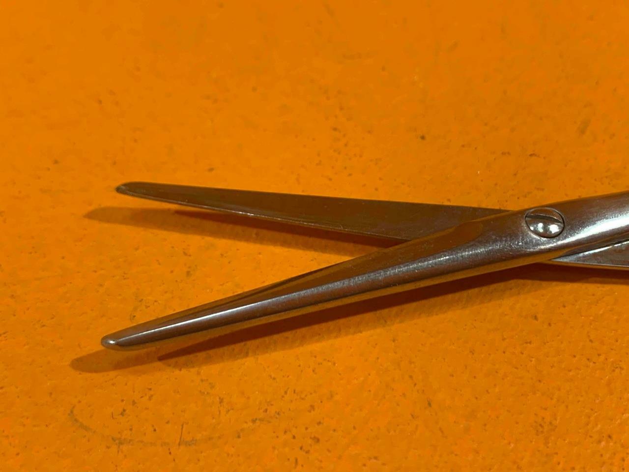 V. Mueller Knight Nasal Scissors Angled on Side, 6-3/4", RH600 | eBay