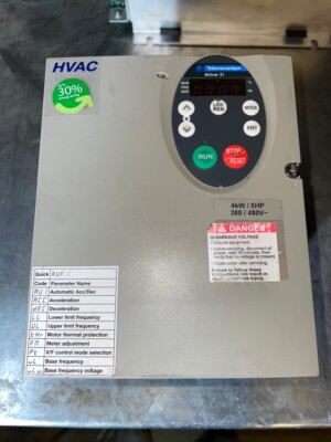 SCHNEIDER HVAC ALTIVAR 5HP DRIVE ATV21HU40N4 480V | eBay