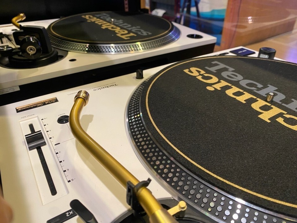 Technics White SL1200MK7 50th Anniversary Edition Turntable (MINT) PAIR ...