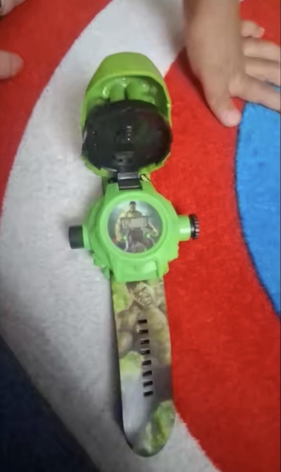 Disney Incredible Hulk Projector For Ages3-7 Years Flip Top Digital ...