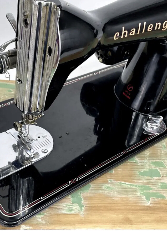 SERVICED Heavy Duty Vtg Singer 15 Clone Sewing Machine Black Red ...