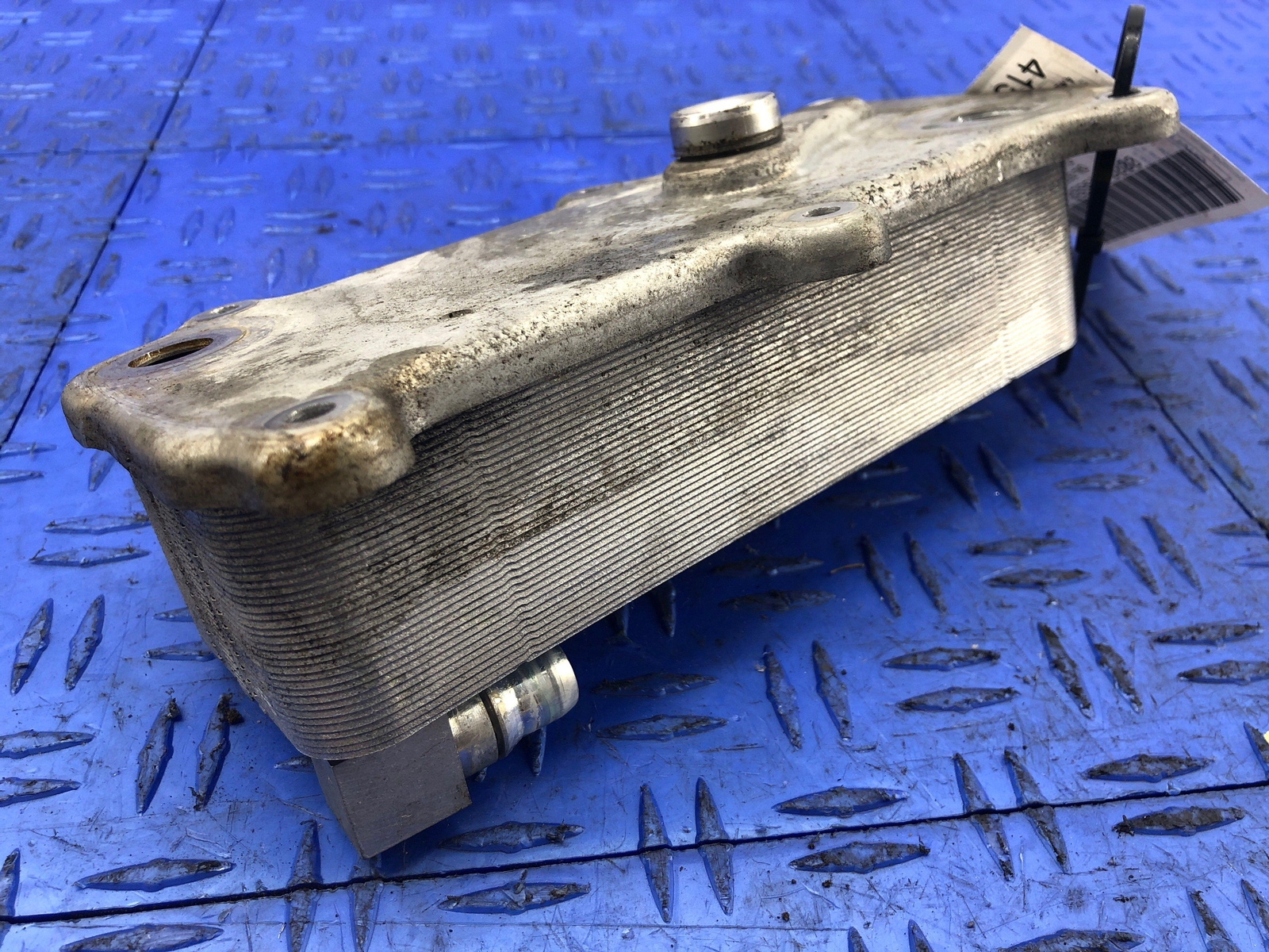 2016-2020 BMW 750I 4.4L ENGINE OIL COOLER HEAT EXHANGER 11427648914 OEM ...