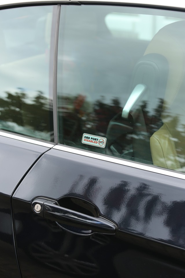 2 x WINDOW WARNING STICKERS INTERNAL GPS TRACKER OBD PORT DISABLED ...