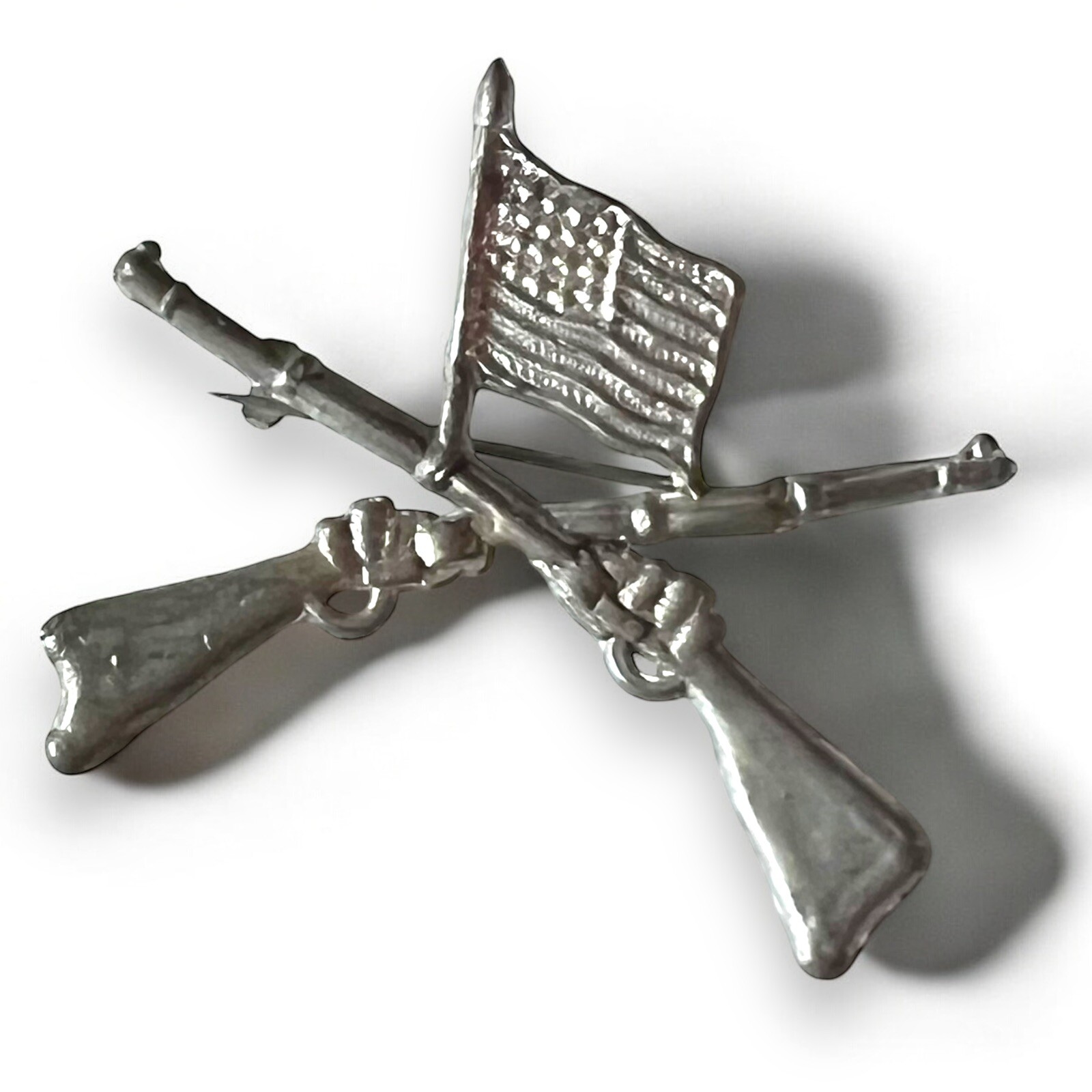 American Flag Crossed Rifles Pin Patriotic Military Themed Brooch ...