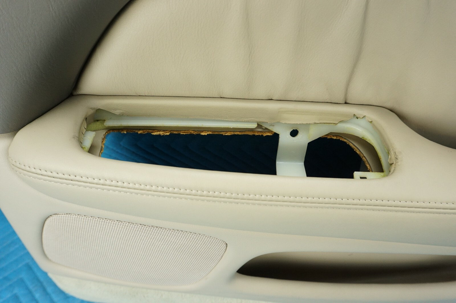 Lexus LS400 Rear Door Interior Trim Panel Passenger Side 98-00 Tan ...