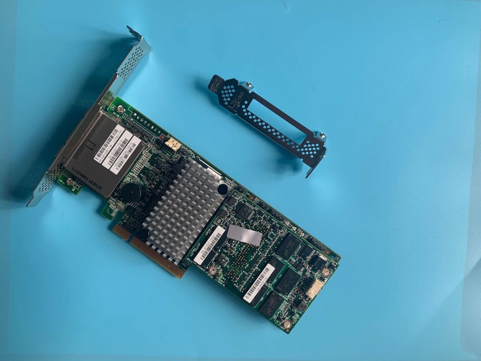 LSI MegaRAID SAS 9286CV-8e 6GB/S 1G cache RAID 0,1,5,6,10,50,60 PCI-E 3 ...