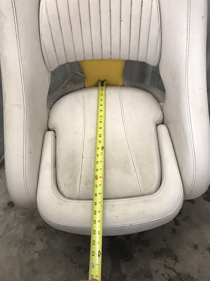 Chaparral SSI 190 Boat Marine Captains Chairs Seats & Mount Pedestal ...