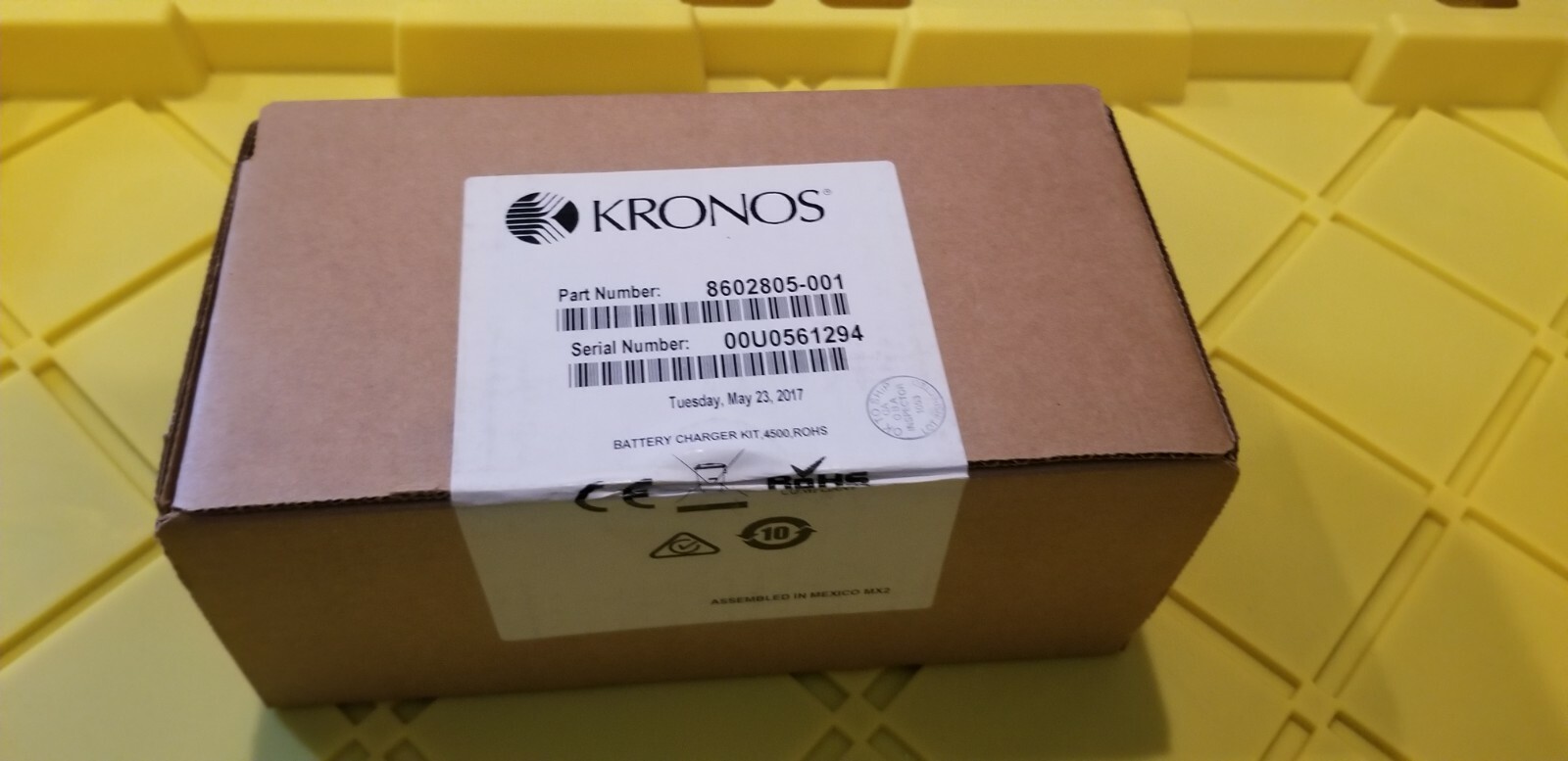 8602805-001 Kronos Battery Charging Kit - Unopened Package Dated May 23 ...